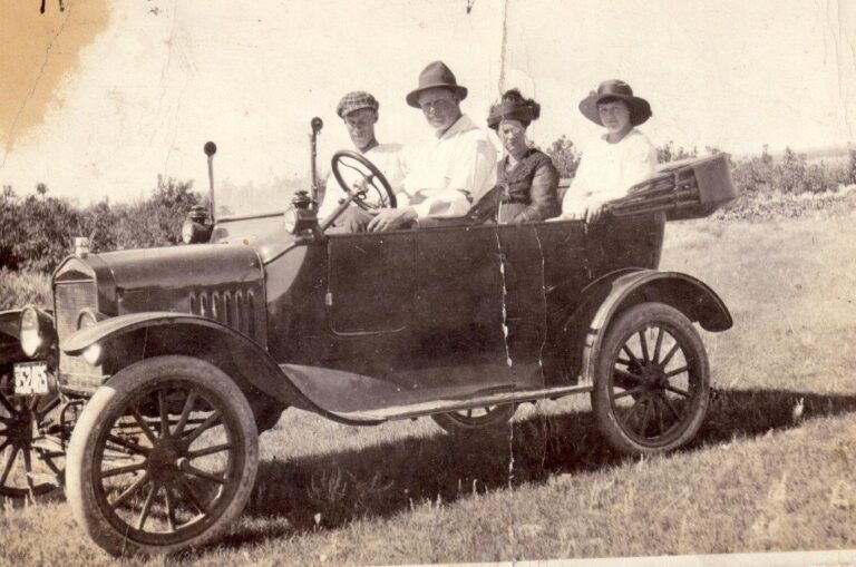 Young Pictures – Watrous Manitou Beach Heritage Centre